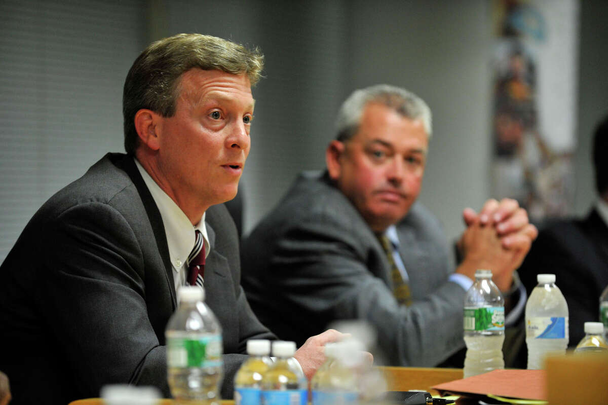 Stamfore ed board candidates talk bullying, portables and how to dress