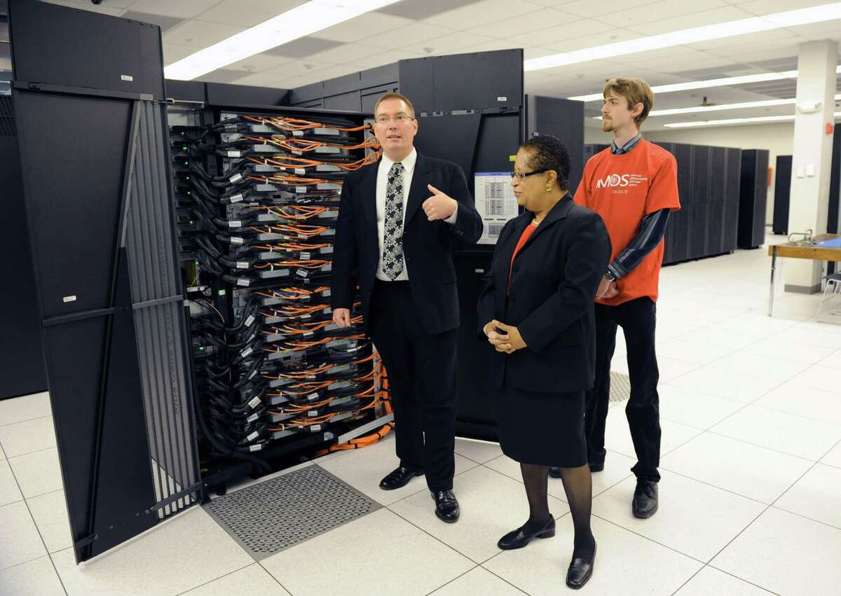 RPI's Amos a fast study