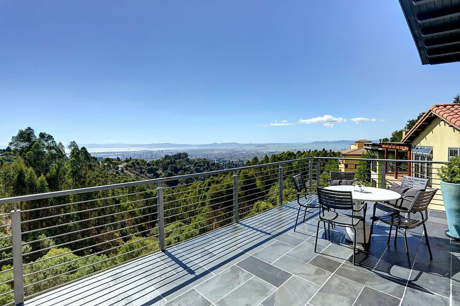 David Stark Wilson home in Oakland overlooks S.F.