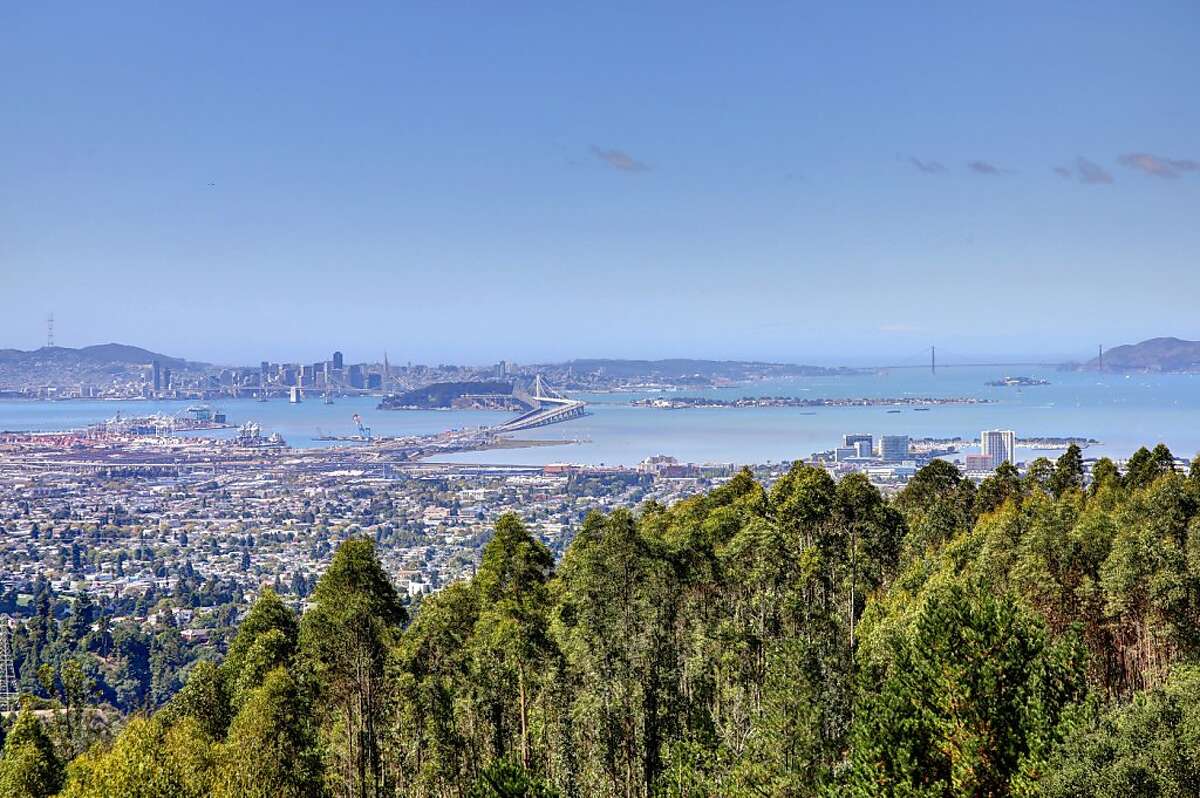 David Stark Wilson home in Oakland overlooks S.F.