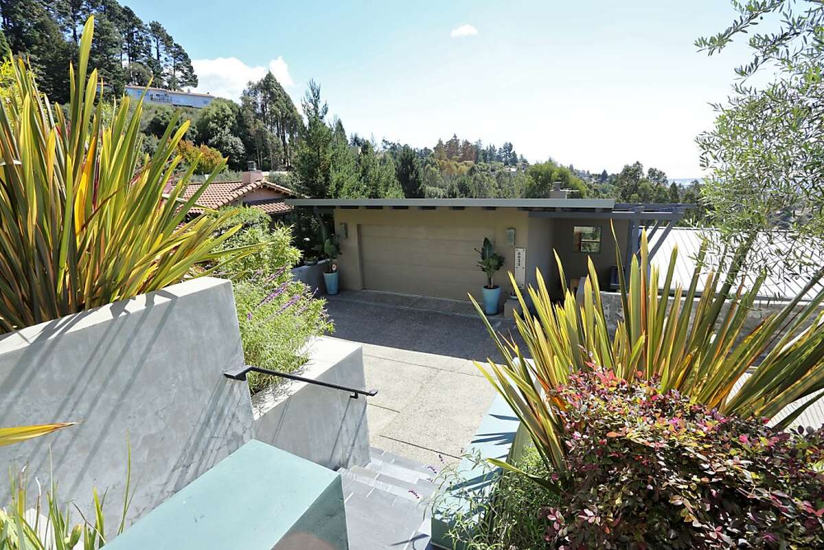 David Stark Wilson home in Oakland overlooks S.F.
