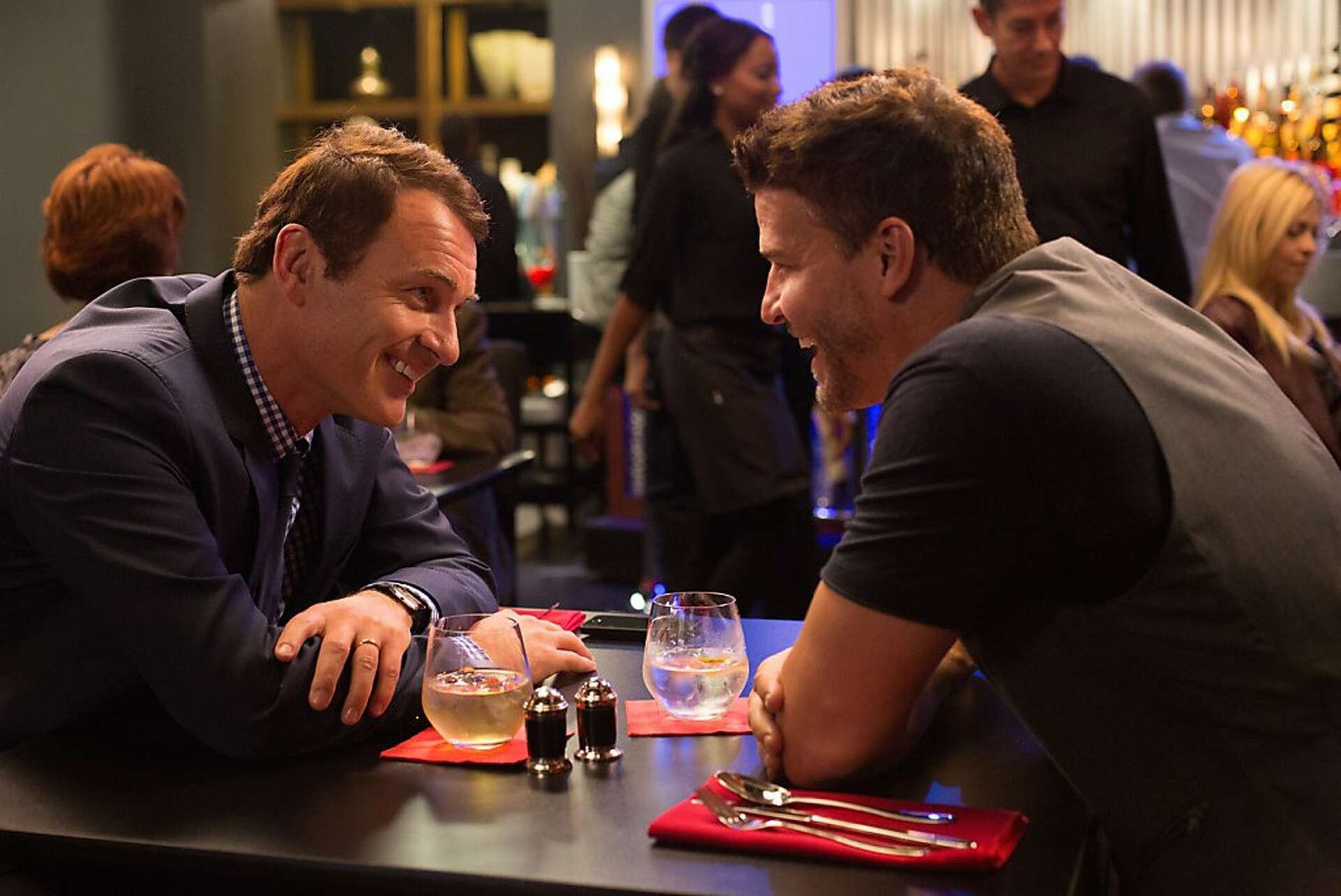 'Full Circle' review: Old play comes around again