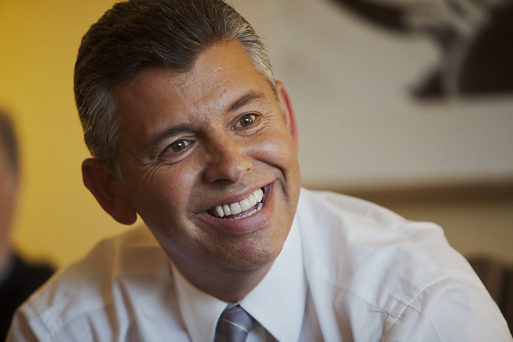 California Republicans work to lift moribund party