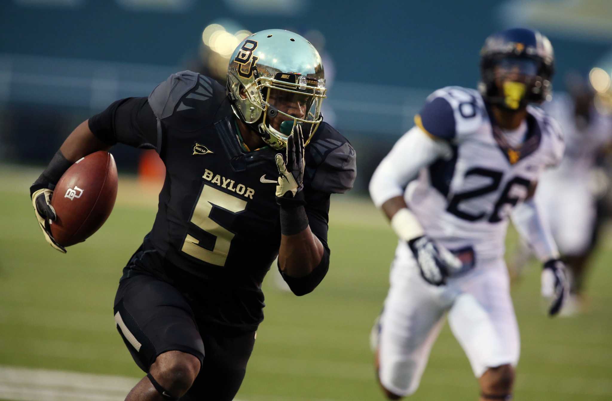Bears' starters keep scoring