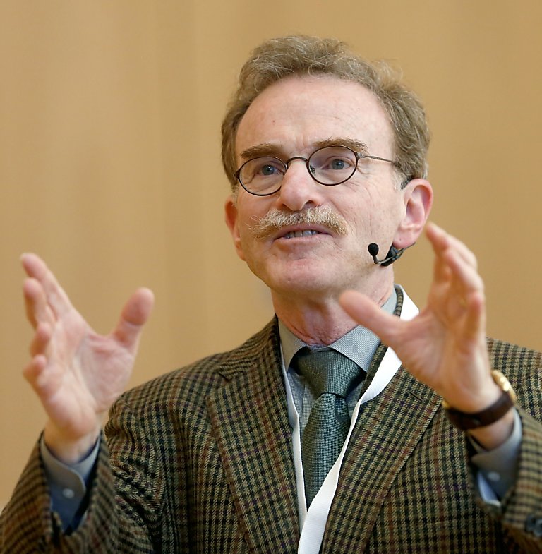Cal, Stanford professors awarded Nobel in medicine