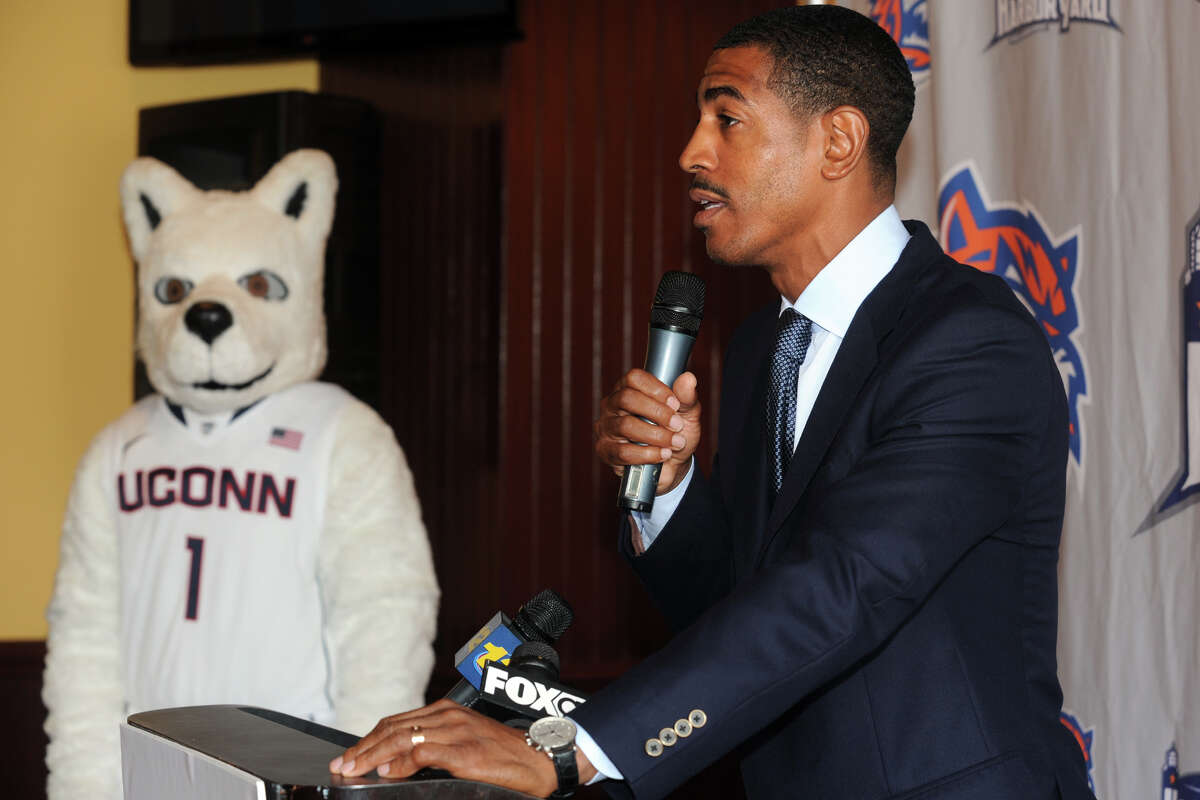 UConn's Stewart impresses at U.S. women's hoops camp