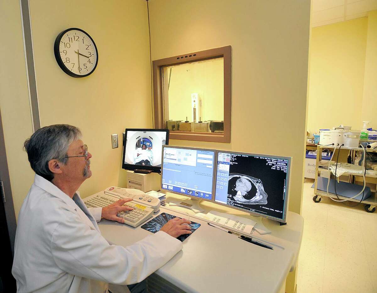 Beaumont center offering new treatment for breast cancer