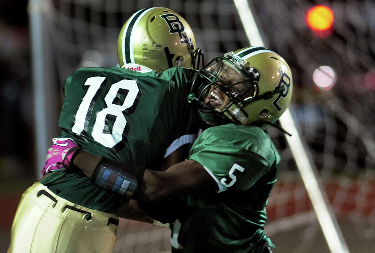 Our favorite HS football photos from Week 5