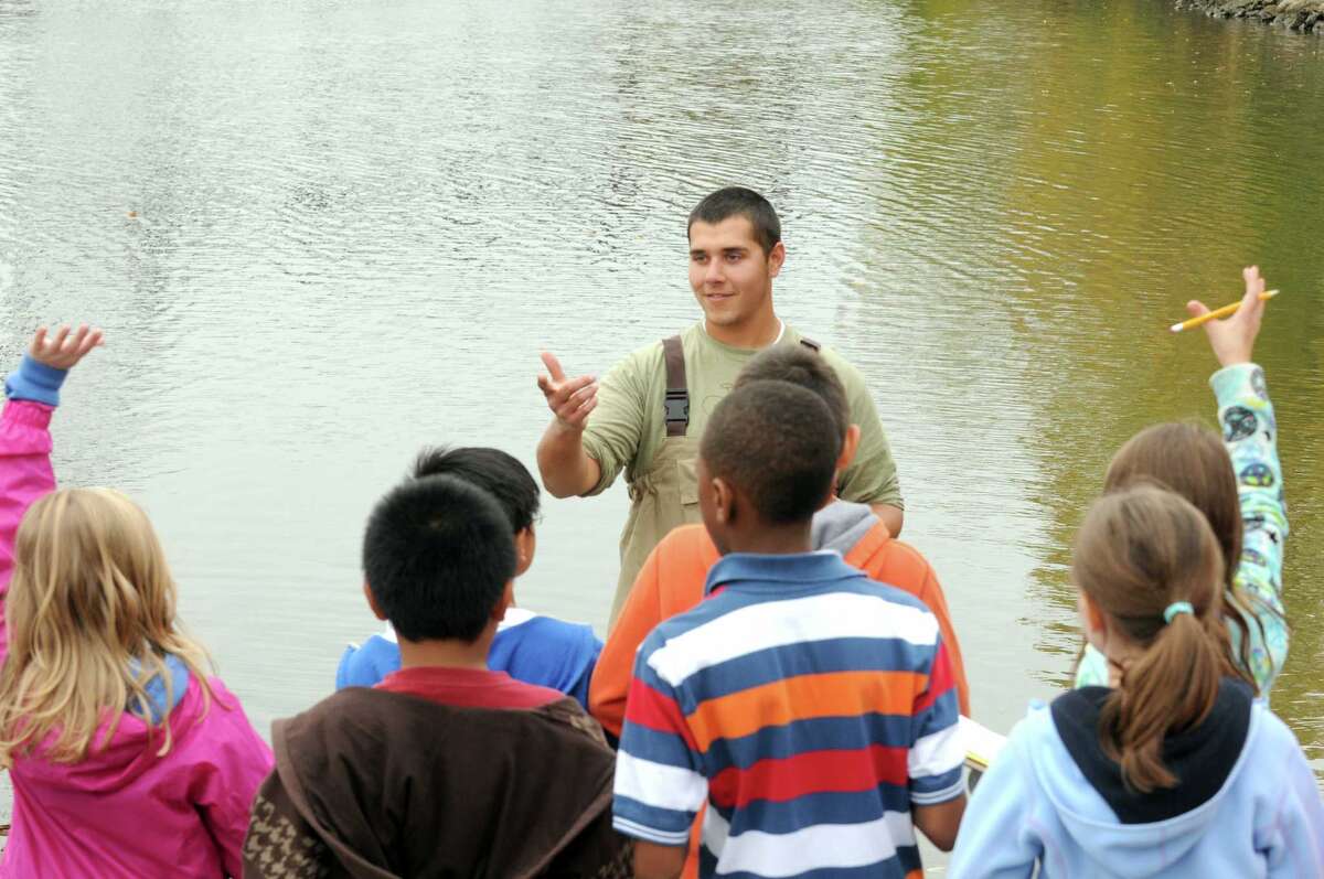Photos: River classroom schooling