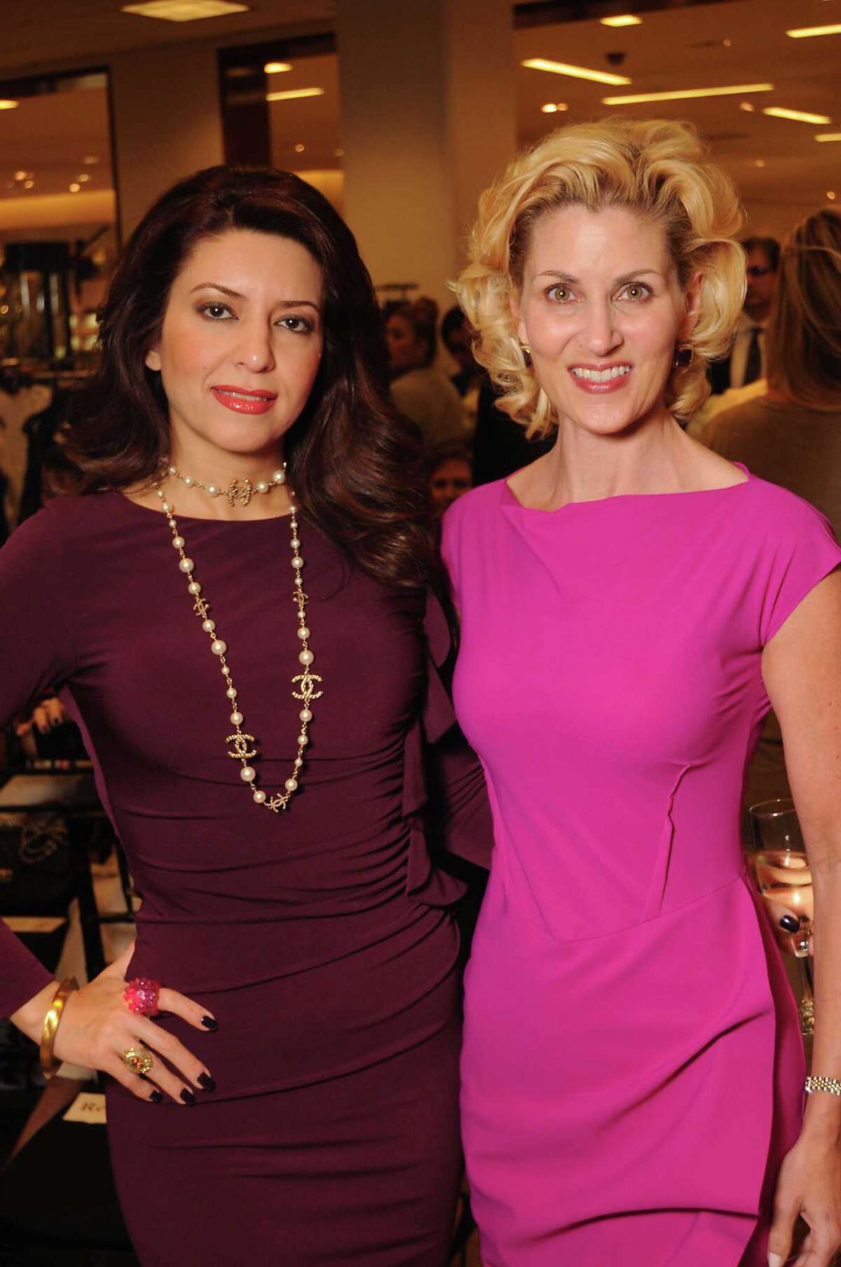 Giuseppe Zanotti shares tidbits with stiletto-wearing crowd