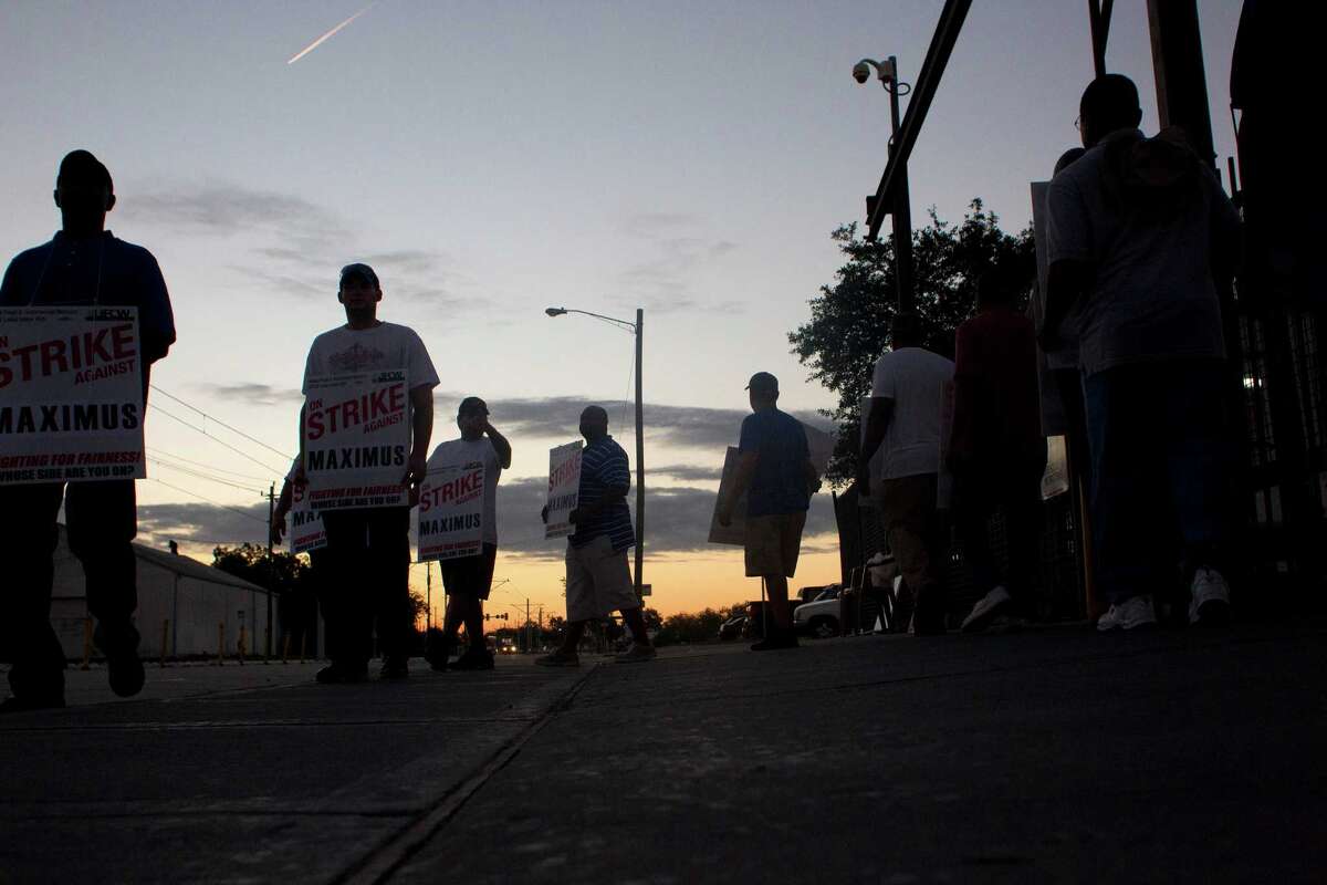 Coffee workers strike, say won't accept pay/benefit cuts