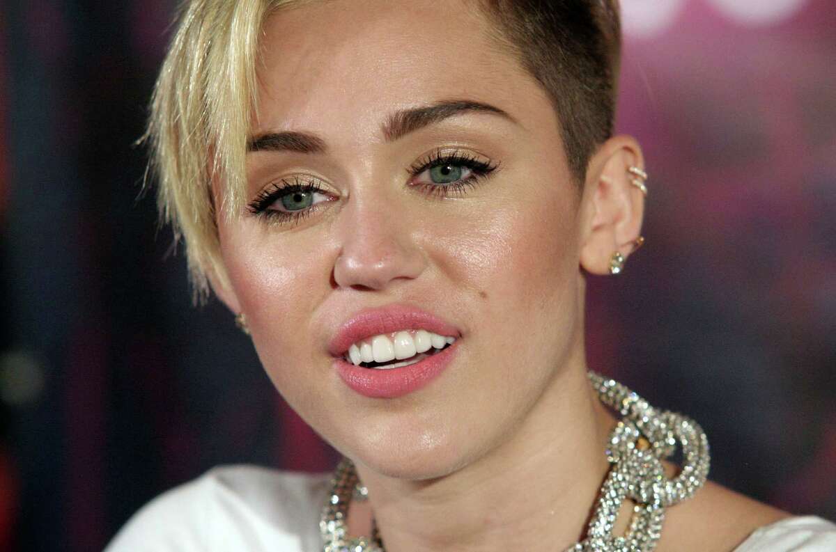 Photos: World continues to see a lot of Miley Cyrus