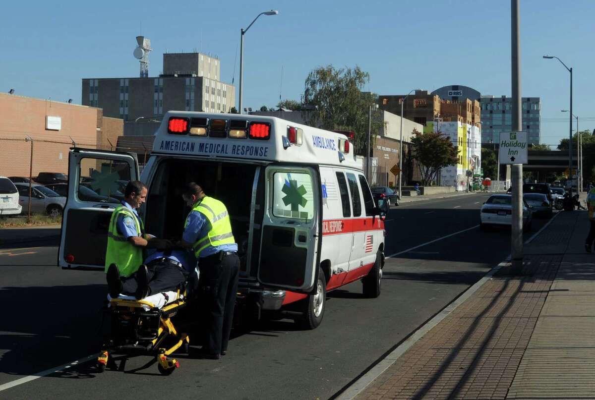 7 injured in Bridgeport bus crash