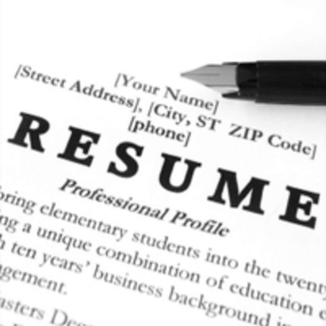 5 Reasons to Hire a Professional Resume Writer