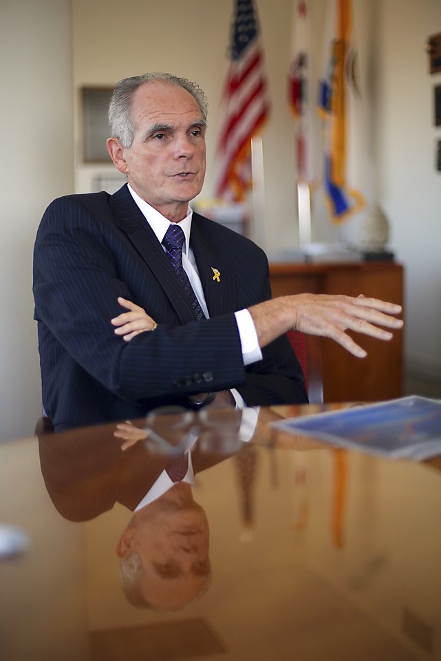 Mayors sponsor ballot measure on pension benefits