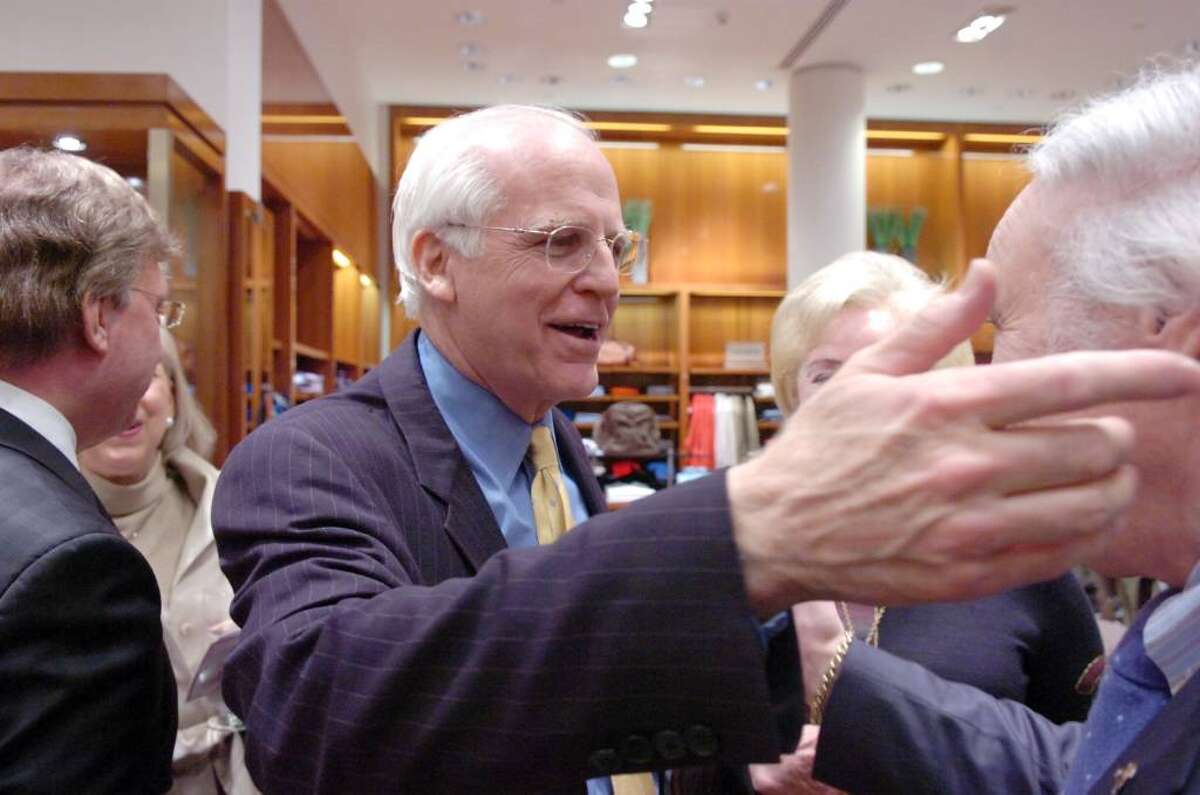 Former Rep. Shays says he wants to be governor