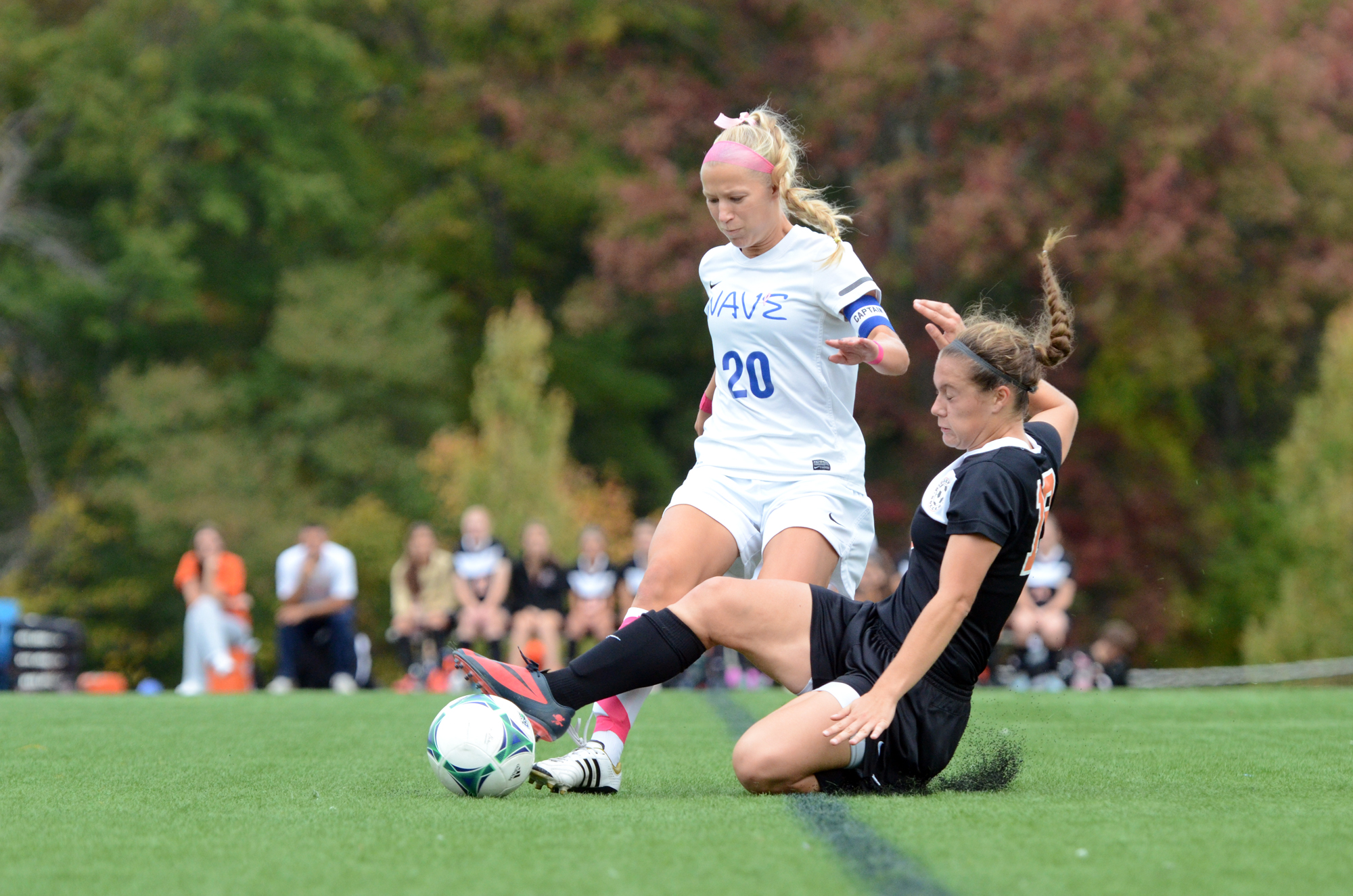 Darien ties Ridgefield, running unbeaten streak to eight