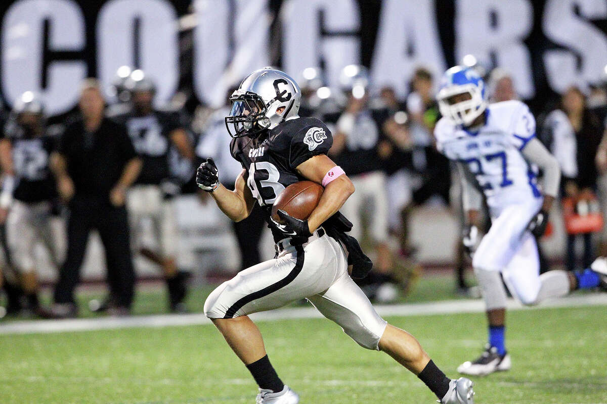Valle carries Clark past Jay