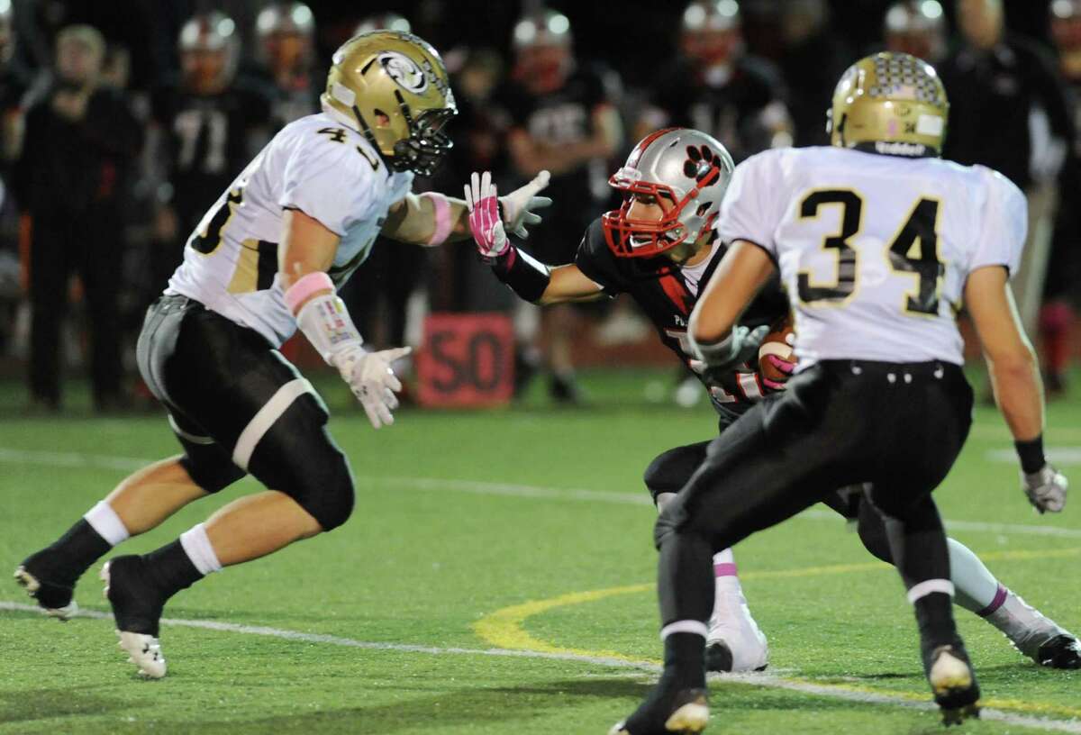 Woodland hammers Pomperaug