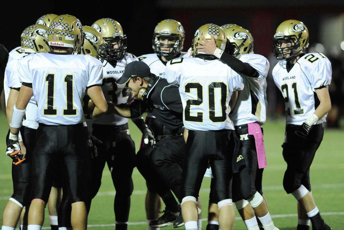 Woodland hammers Pomperaug