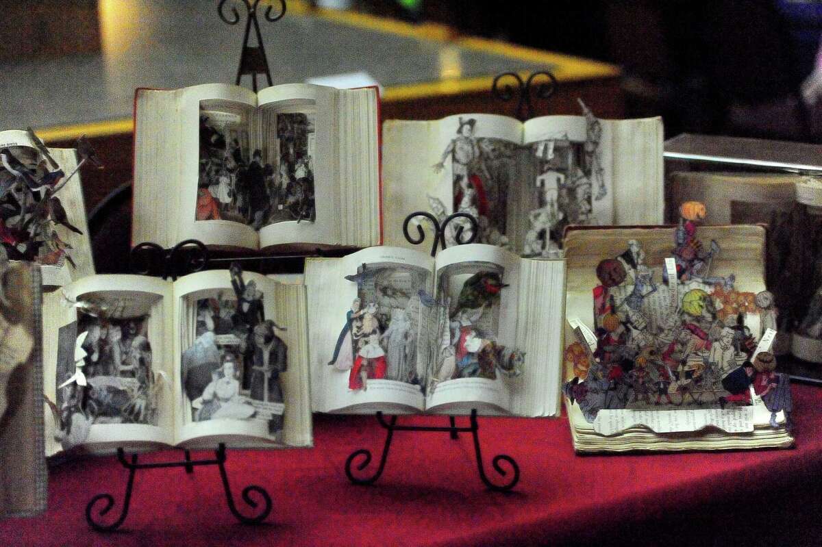 Stark Museum family day illustrates the art of books