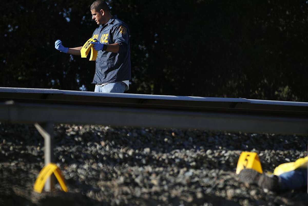 BART operator tried desperately to stop train before two deaths
