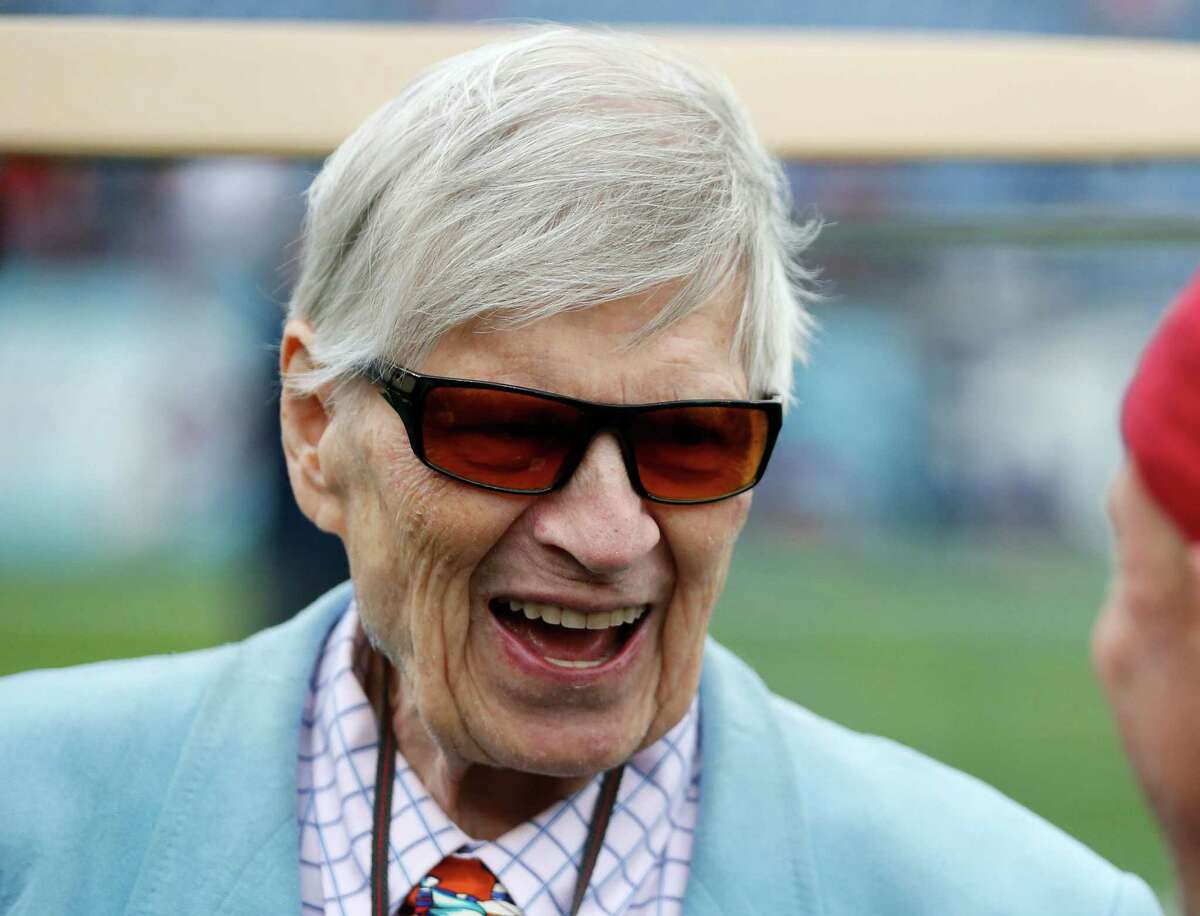 Former Houston Oilers owner Bud Adams dead at 90.