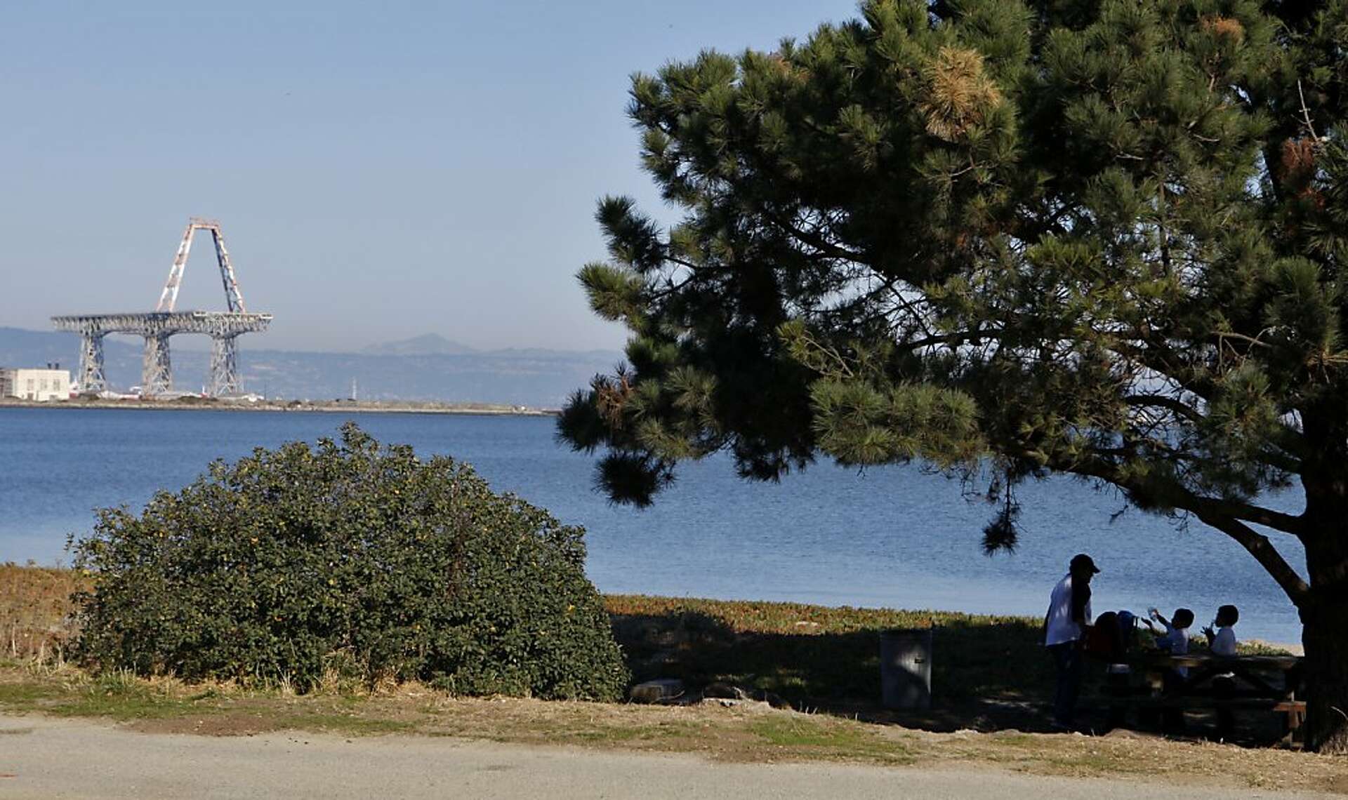 Cozy up to the wind at Candlestick Point