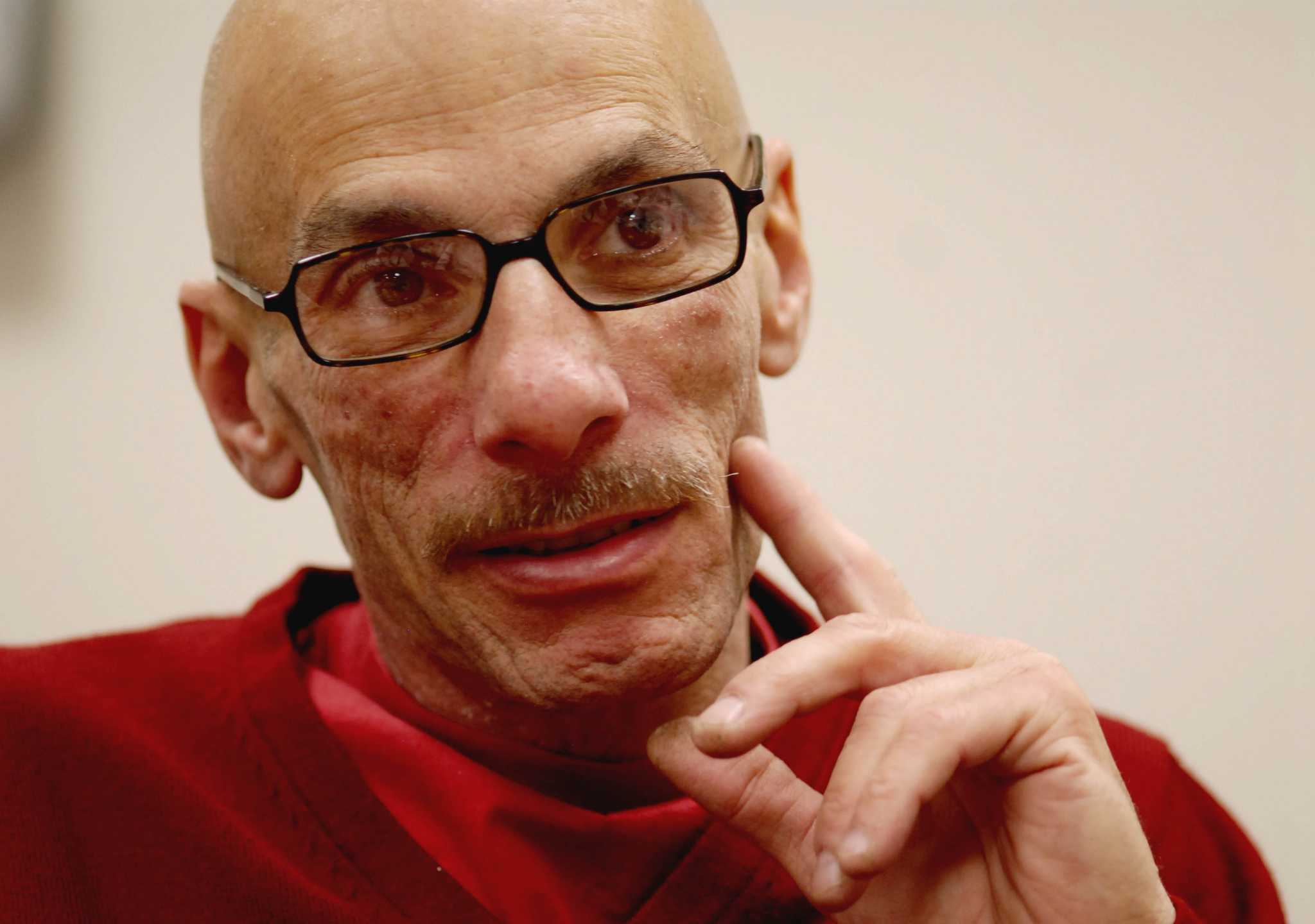 Doctor/artist Fred Shapiro dies; devoted to aiding cancer patients