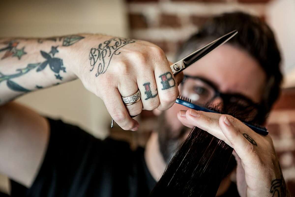 Heath Hamilton gets down in the Capitol's tresses