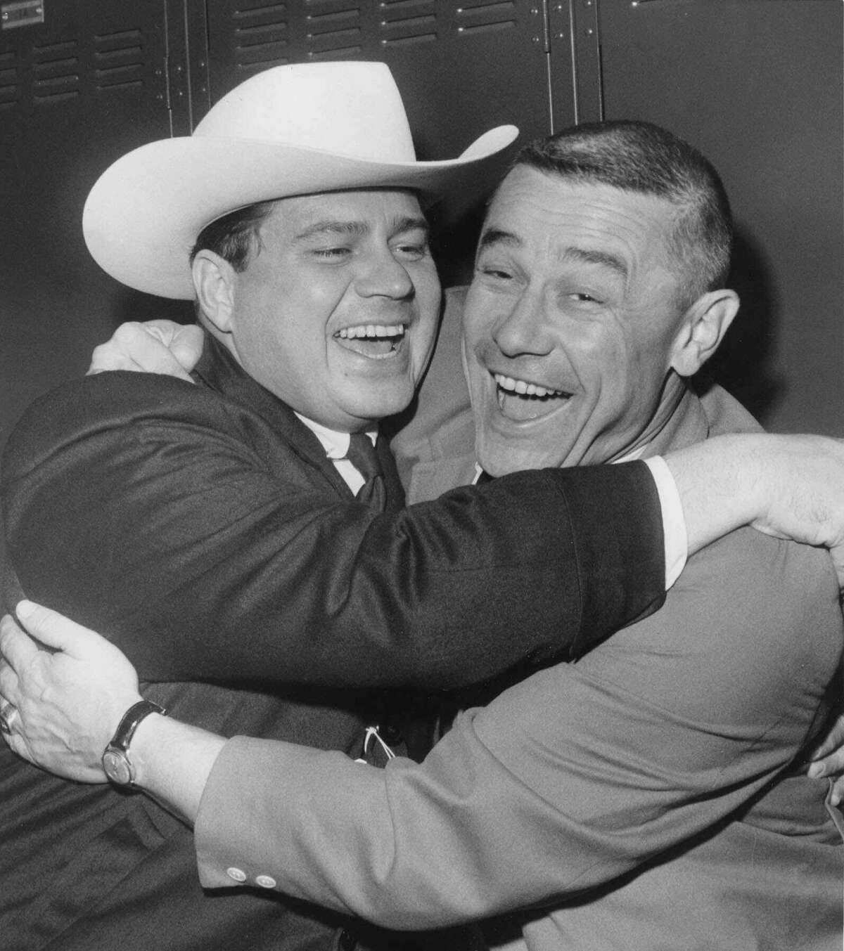 Oilers/Titans owner Bud Adams dies at 90