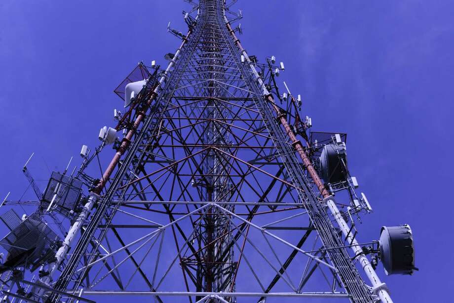 Crown Castle becomes a bigger power in towers - Houston Chronicle