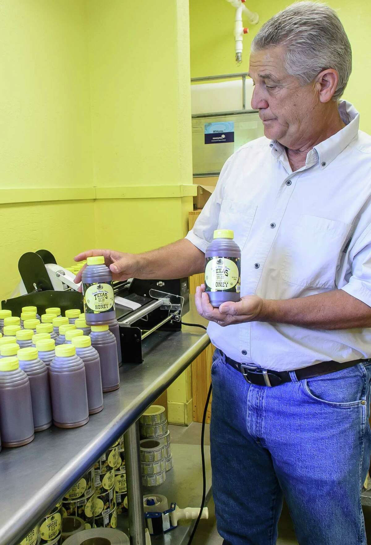 Stroope farms bring honey from the beehive to the table