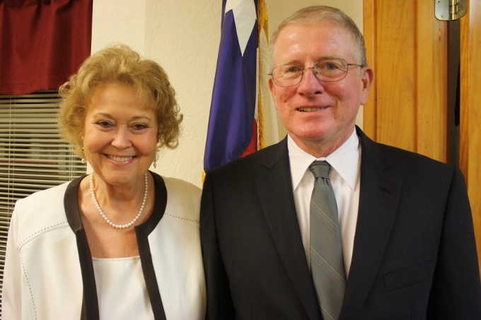 Jasper hires second police chief this month