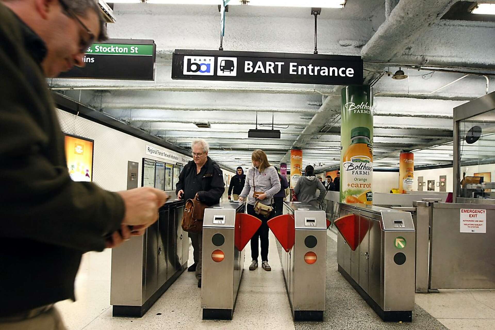 BART contract gives workers 15.4% in raises