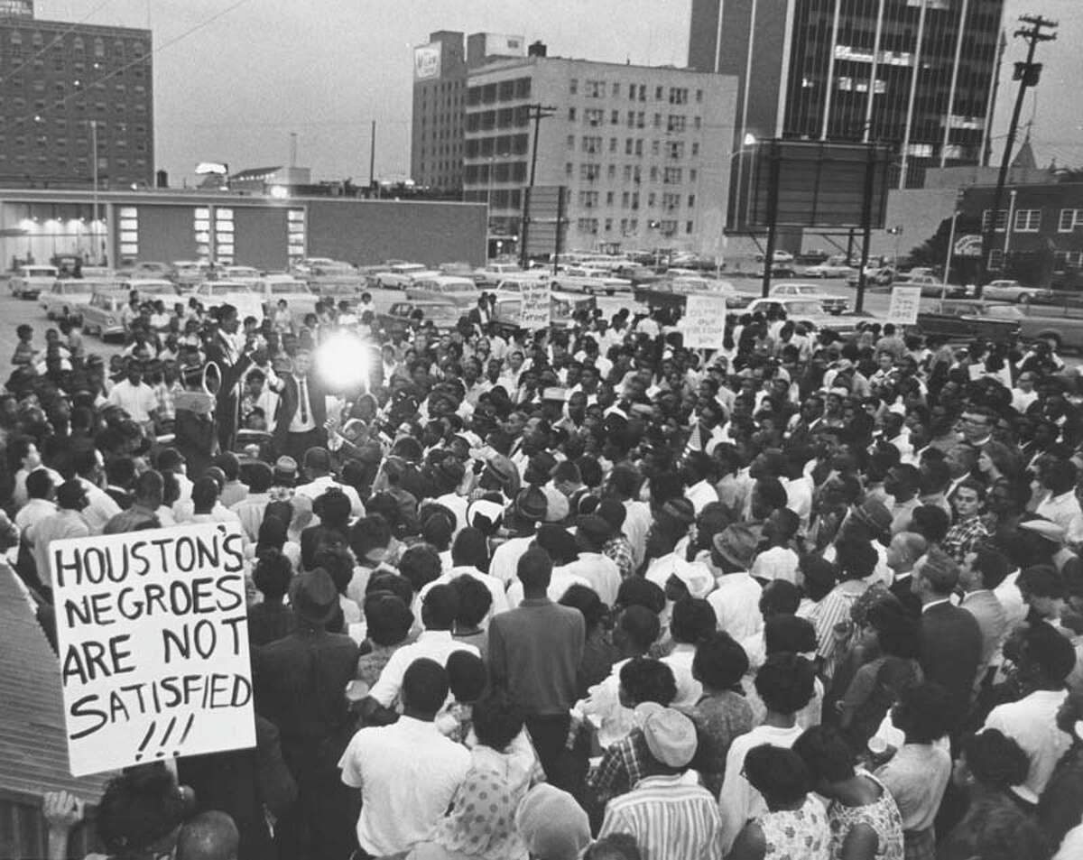 Video shows what nightlife was like in 1960s Houston