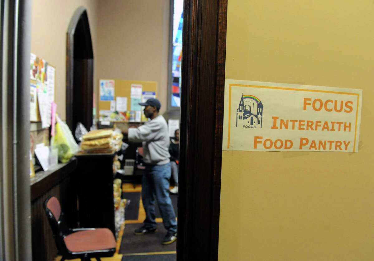 Empty bowls help fill food pantry