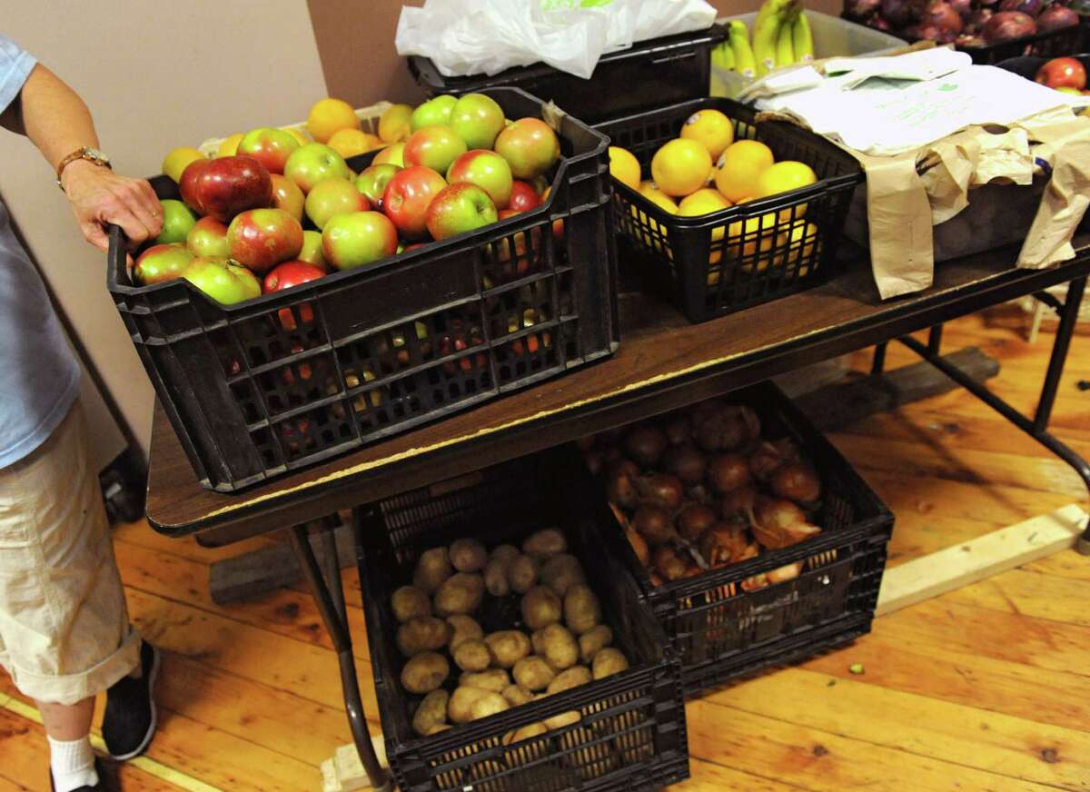 Empty bowls help fill food pantry