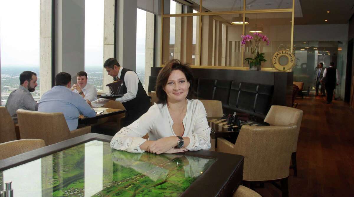 Going for a new generation at the Houston Club