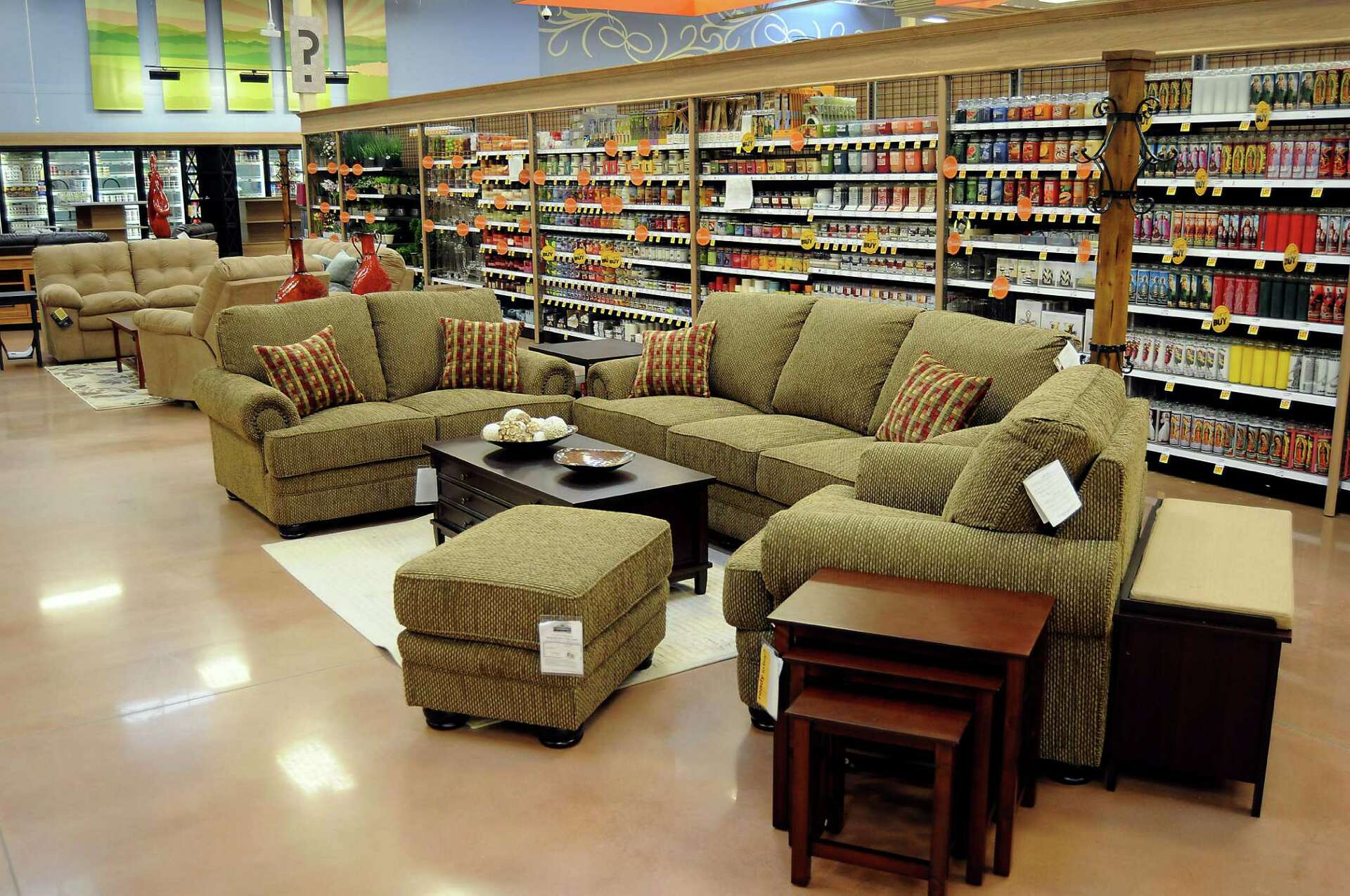 Kroger targets big box market with big Marketplace