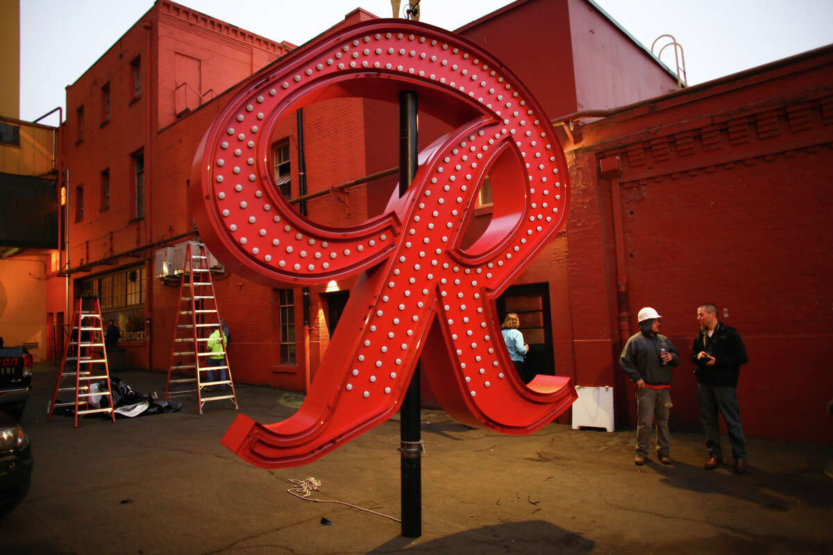 Rainier 'R' returns to prominent spot on old brewery
