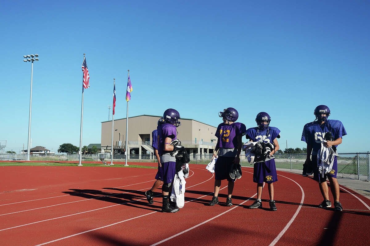 5 years after Ike, Sabine Pass football team reclaims lost ground