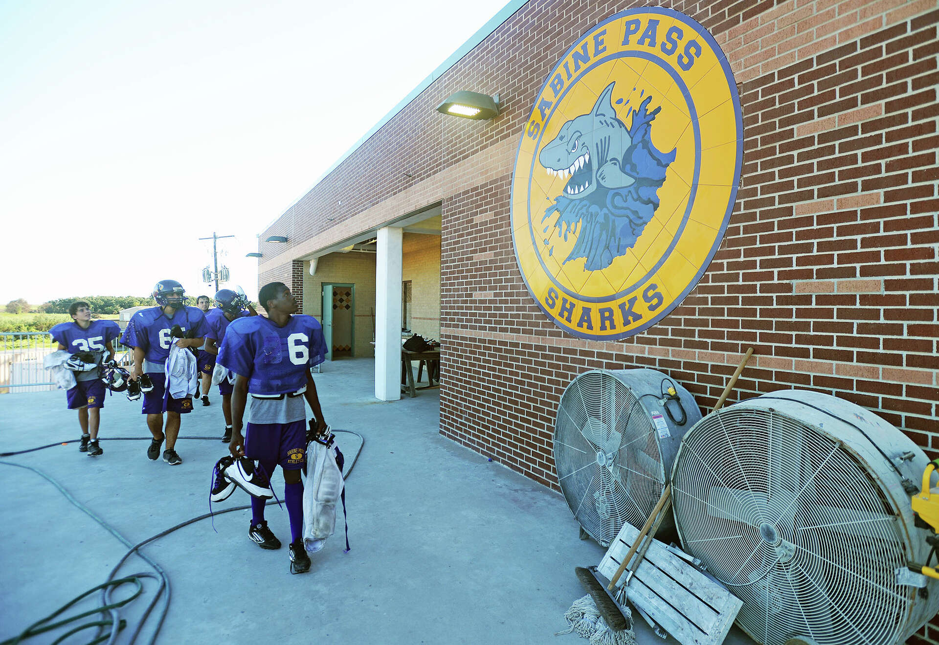 5 years after Ike, Sabine Pass football team reclaims lost ground