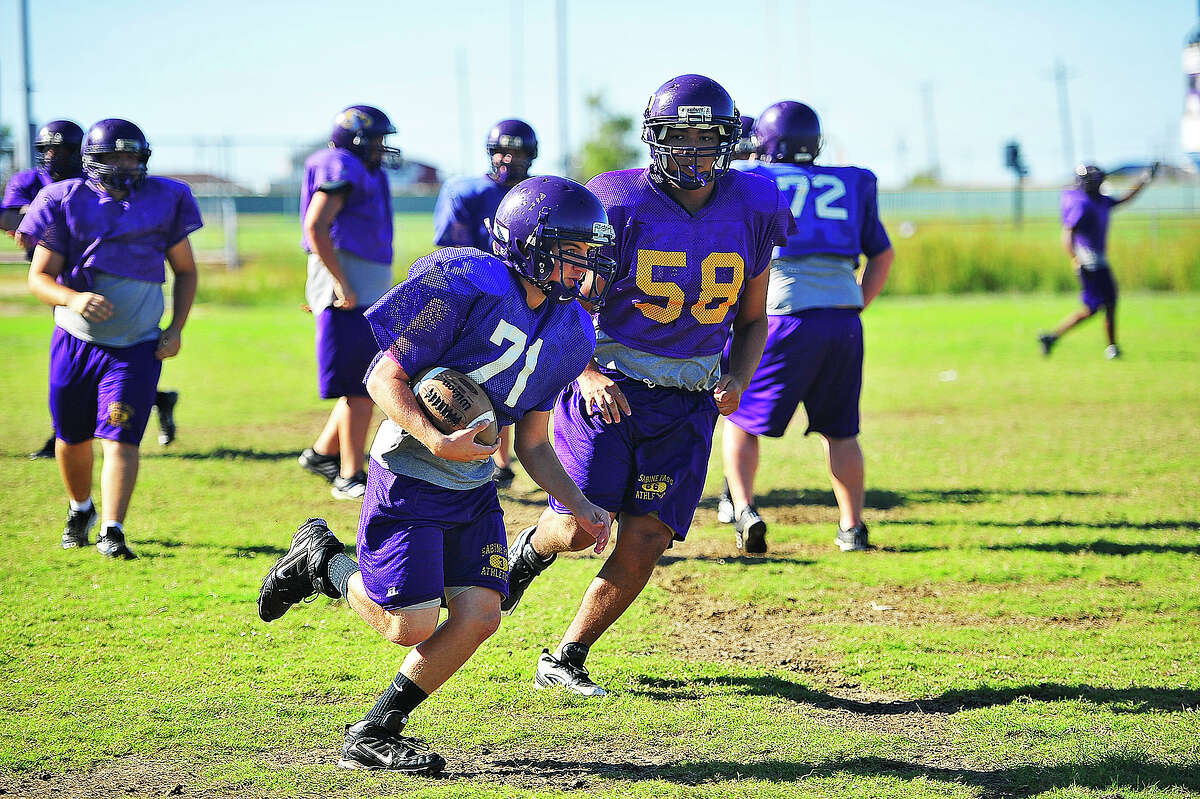 5 years after Ike, Sabine Pass football team reclaims lost ground