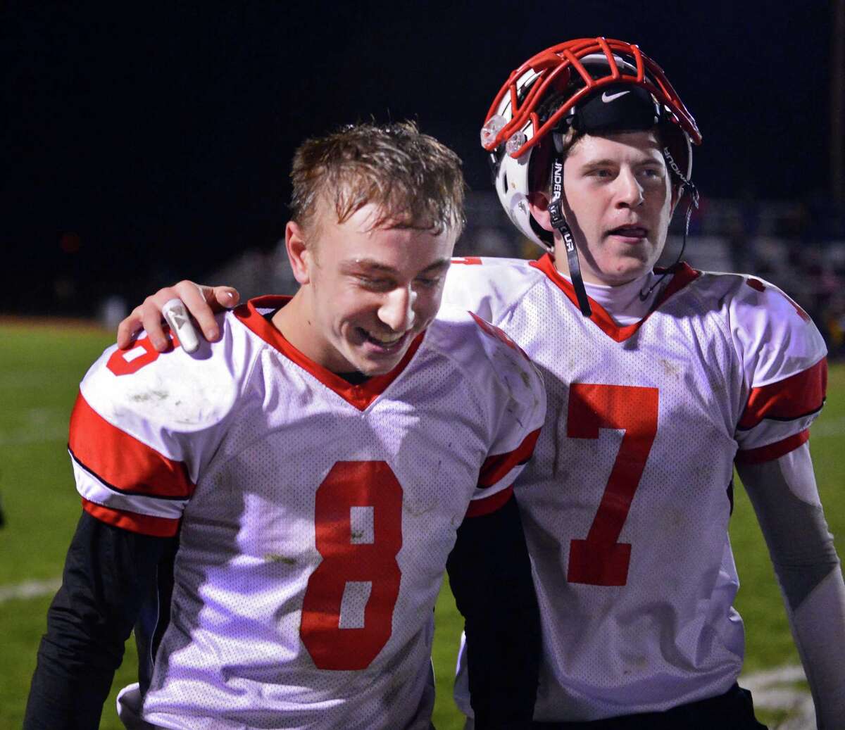 Late kick lifts Dutchmen