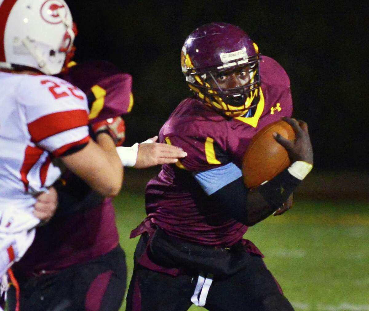 Late kick lifts Dutchmen