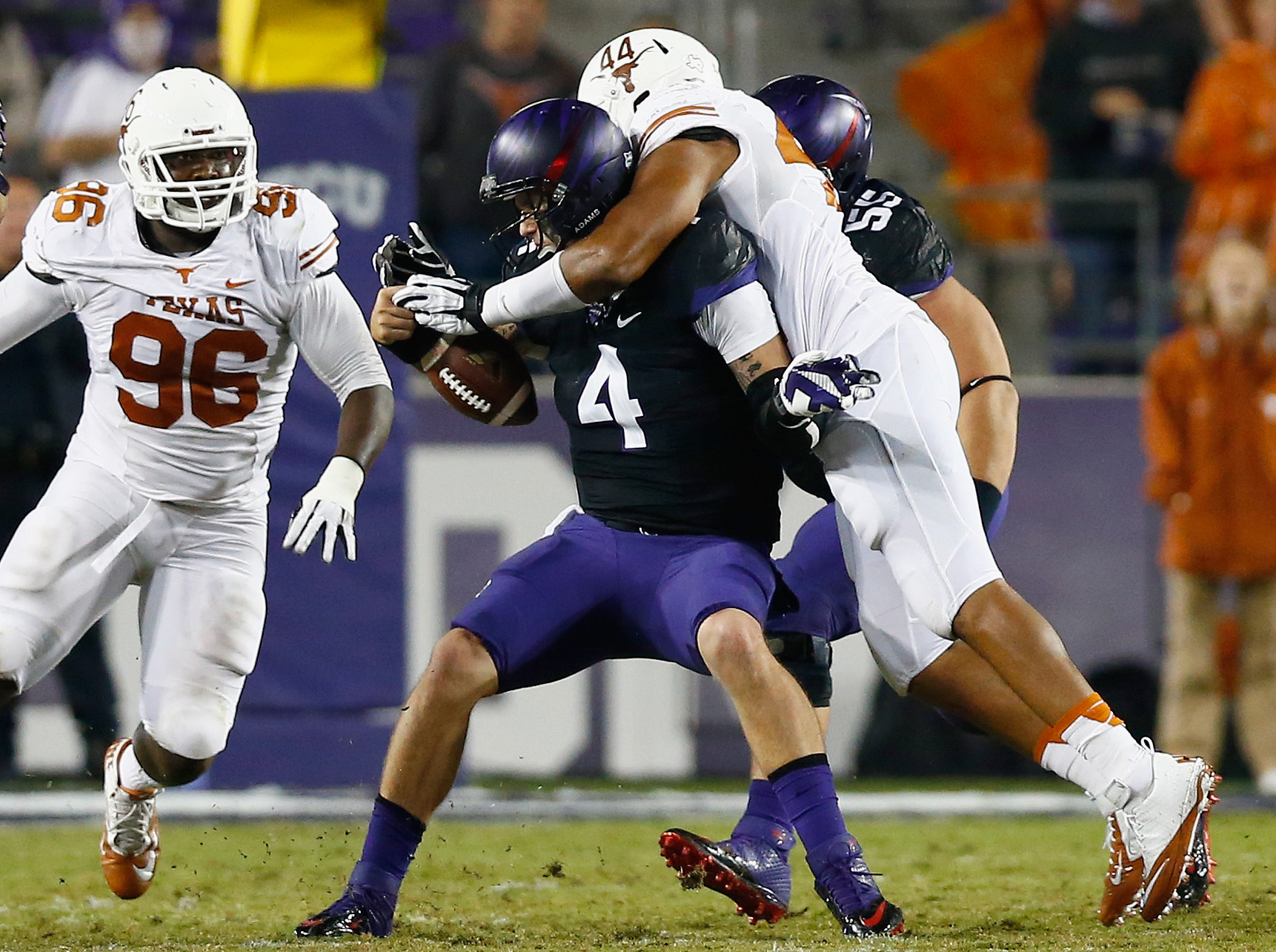 UT's Jeffcoat wins top defensive end honors