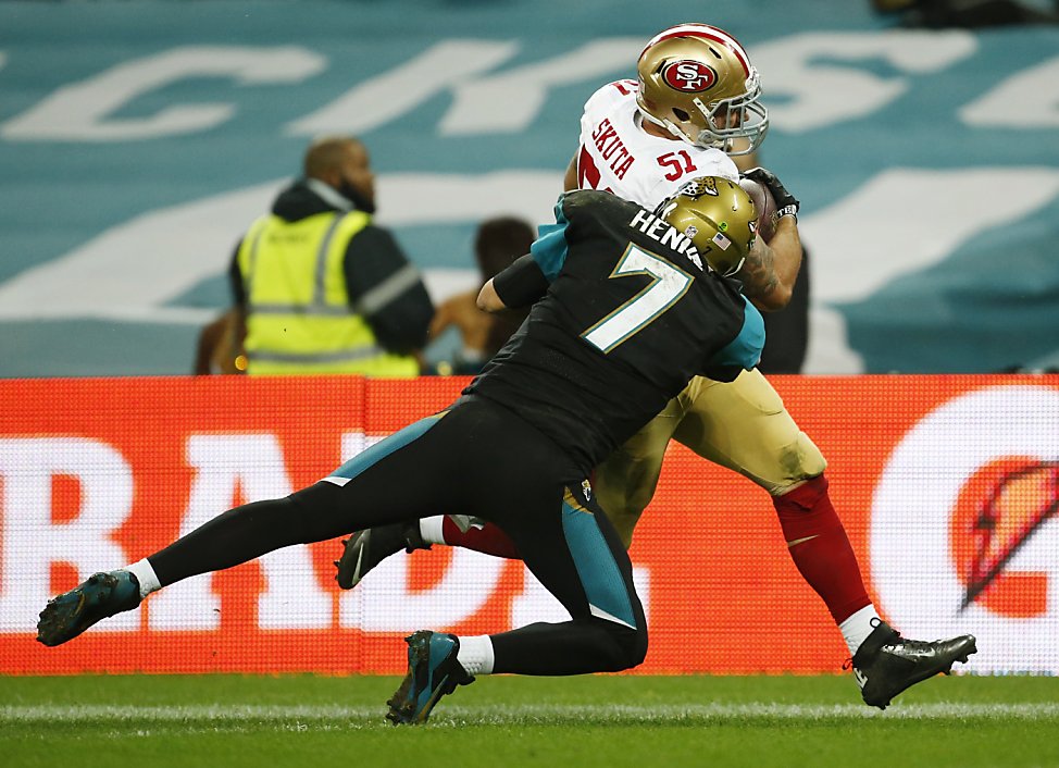 49ers romp in London, beat Jags 42-10