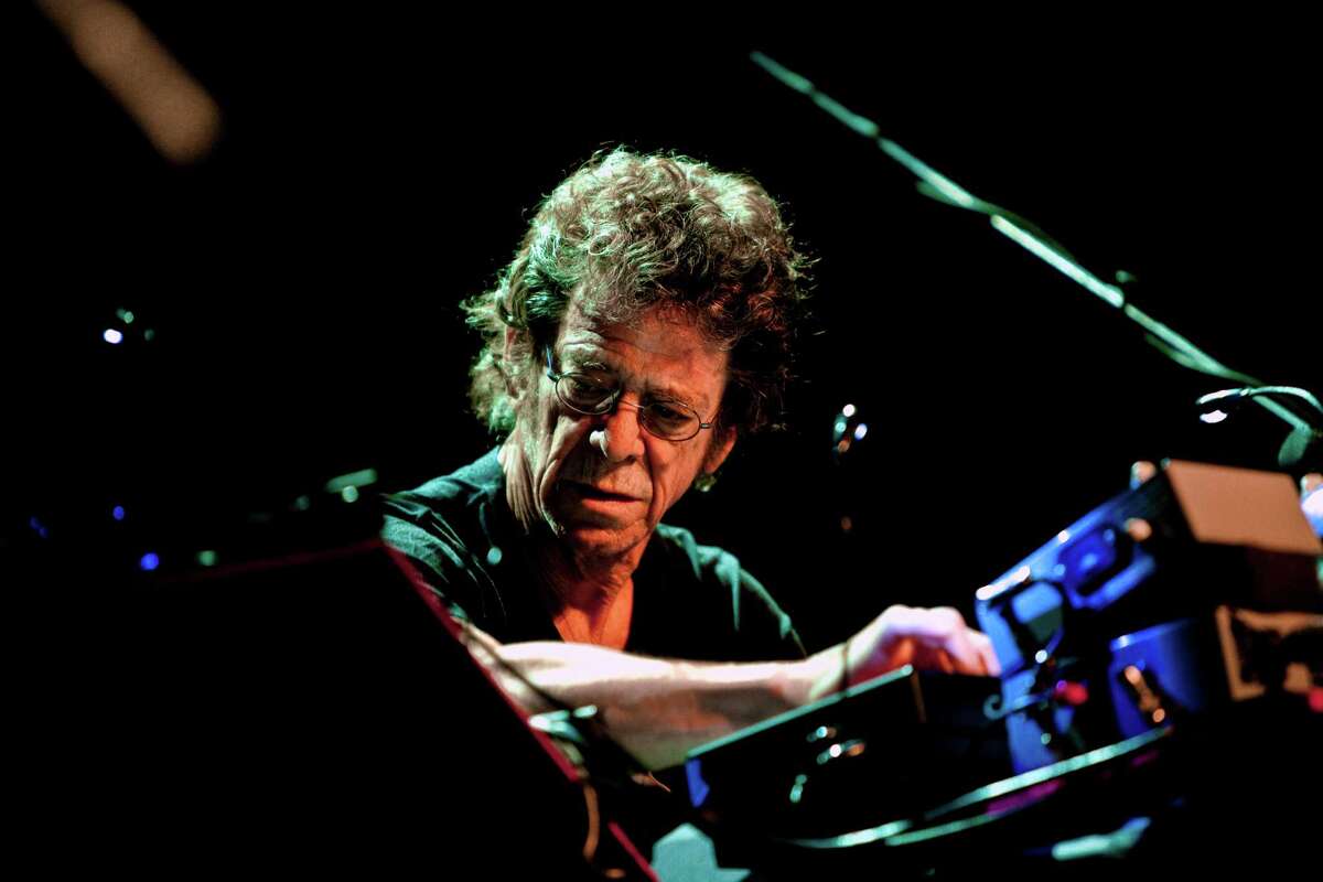 Lou Reed, visionary rock musician, dies at 71