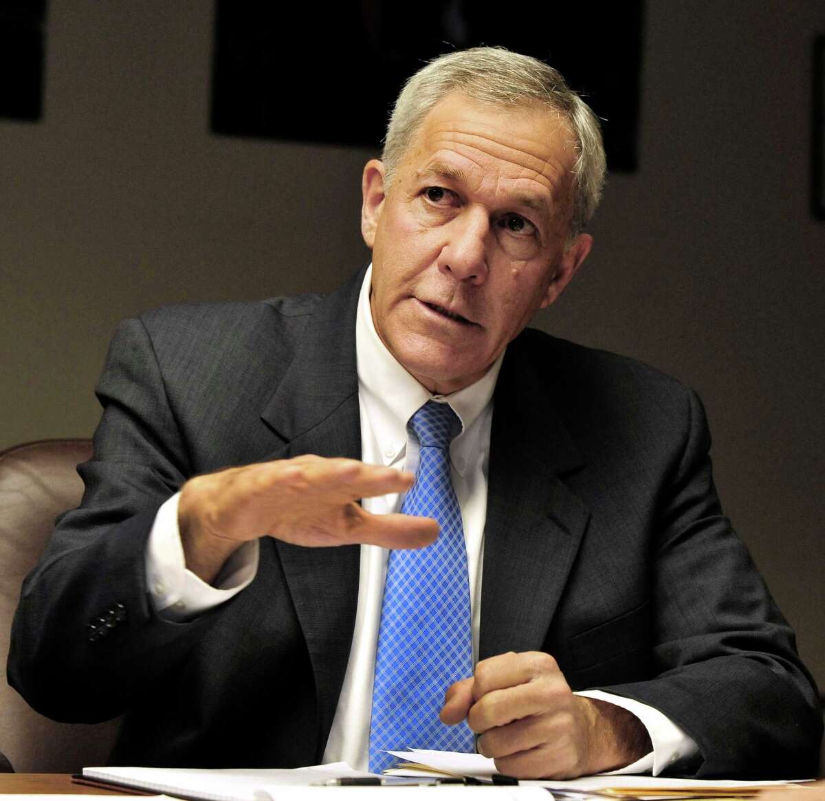 Southbury first selectman candidates differ